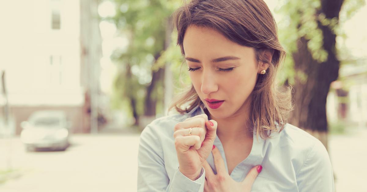 Toux sèche - Toux sèche persistante - Symptômes, causes et complications