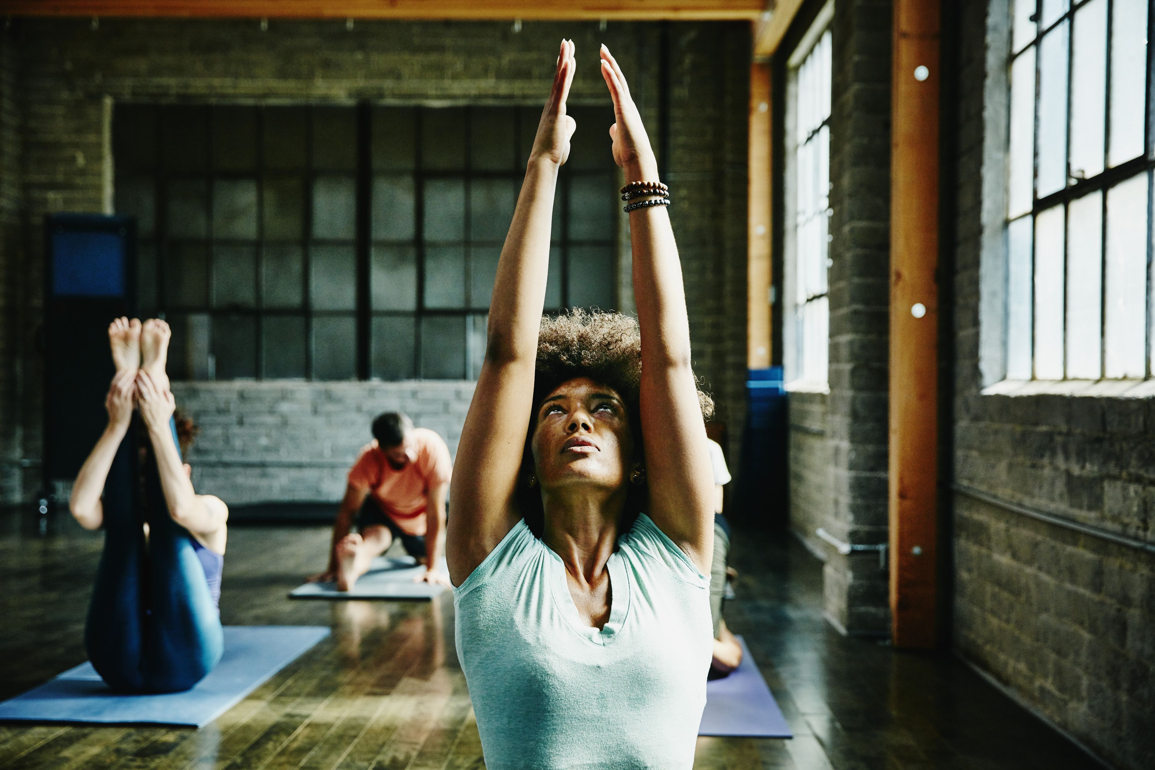 Quelle est la différence entre le yoga bikram et le yoga chaud