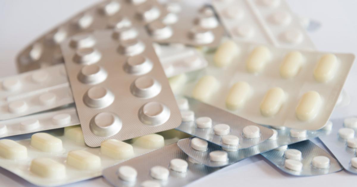 Quel médicament est classé comme un antagoniste des récepteurs de l ...